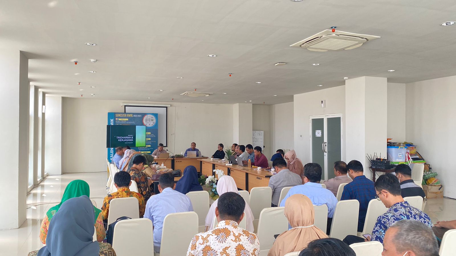 Integrasi Pelaksanaan Tri Dharma Perguruan Tinggi dan Kerjasama ...