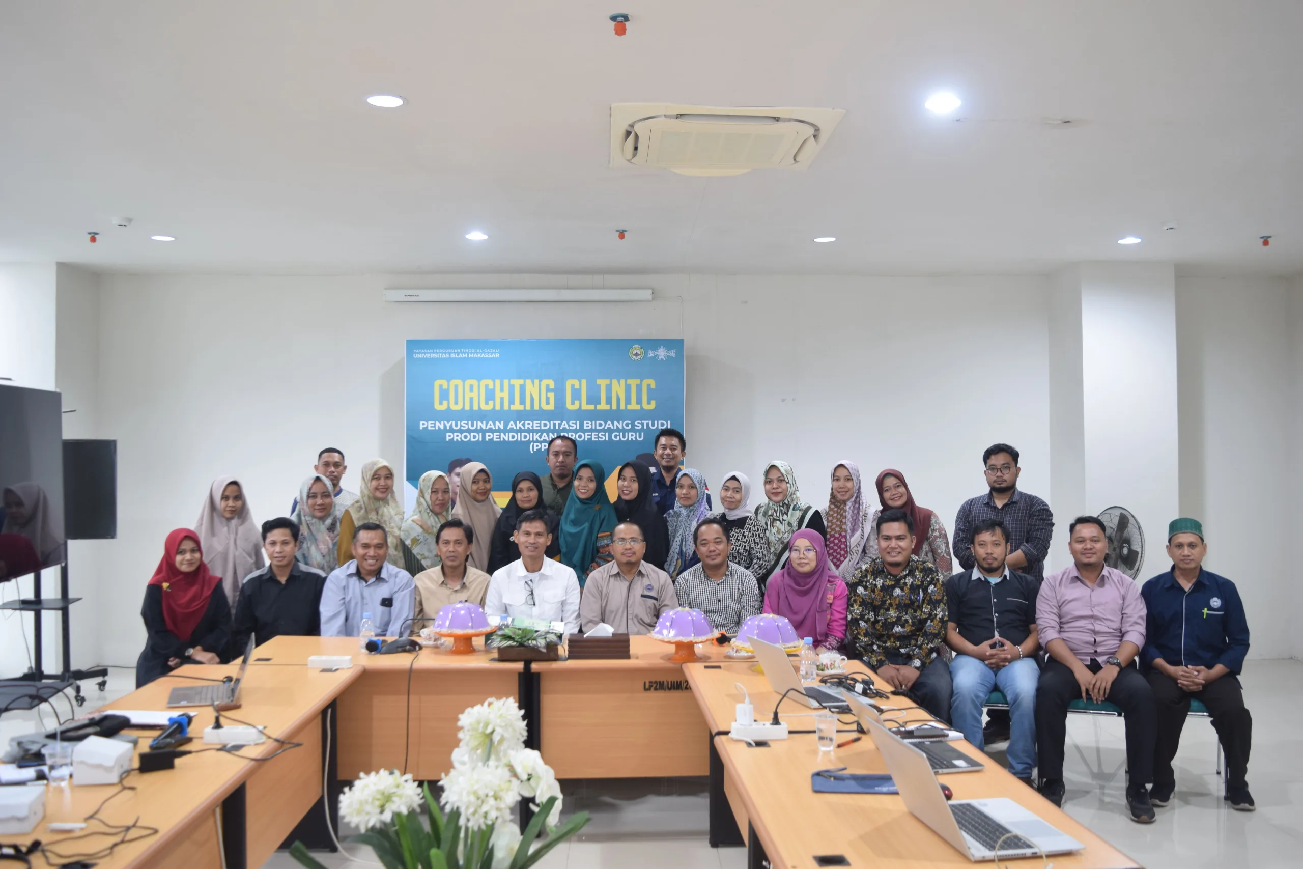 Coaching Clinic PPG, FKIPS UIM Hadirkan Prof Aris Badara
